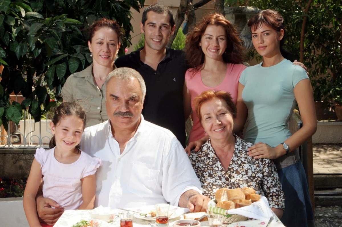 10 длинных турецких сериалов, которые стоит посмотреть на новогодних ...